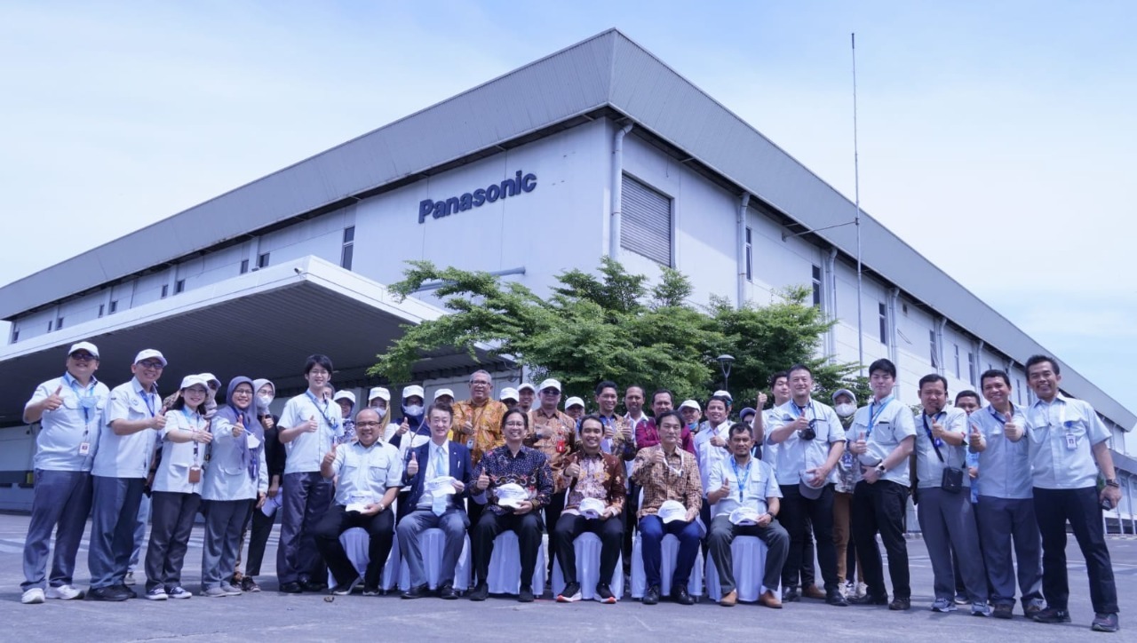 ITS Gandeng Panasonic Luncurkan LED Bulb Bangga Buatan Indonesia ...