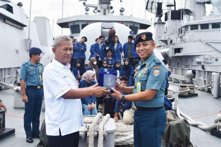 [3 Mei 2023] Studi Lapangan ke Monumen Jalesveva Jayamahe dan Rumah ...