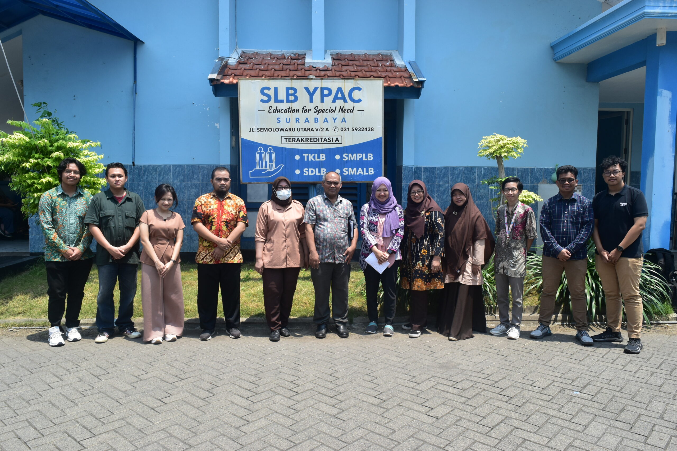 [21 Maret 2024] Kunjungan Departemen Teknik Biomedik ke SLB YPAC Surabaya Survey Assistive Tech ...
