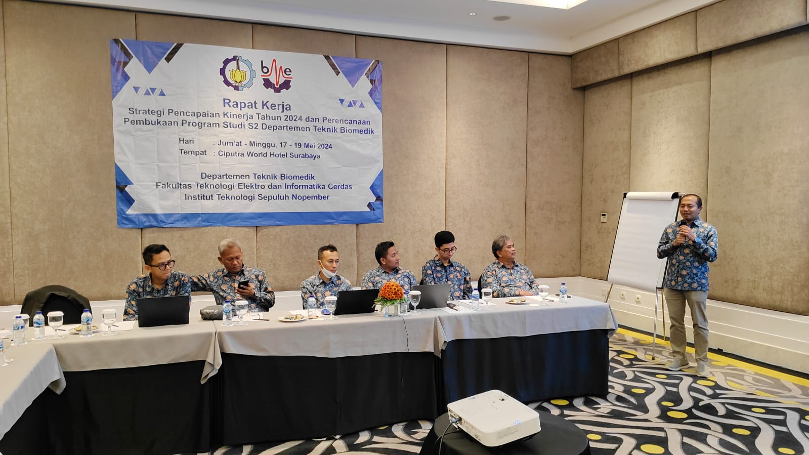 [17 Mei 2024] Rapat Kerja Strategi Pencapaian Kinerja Tahun 2024 dan ...