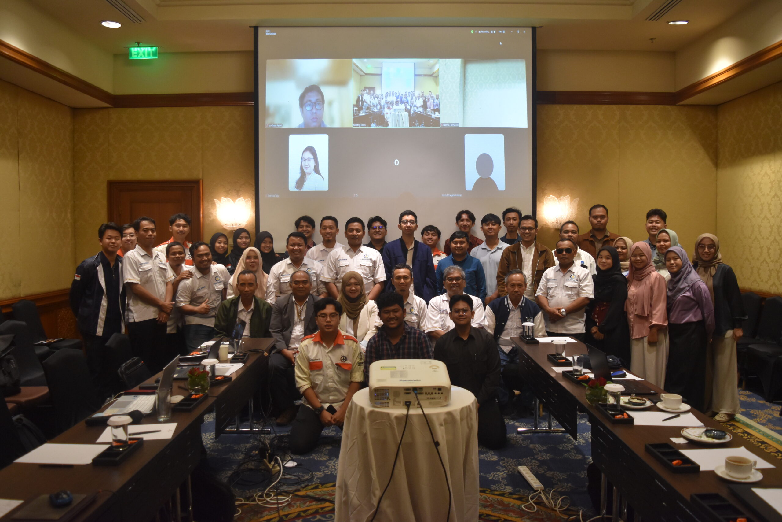 [15 Februari 2025] Sharing Session dengan Alumni Departemen Teknik ...
