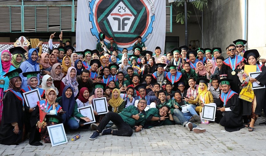 Program Sarjana - Departemen Teknik Fisika