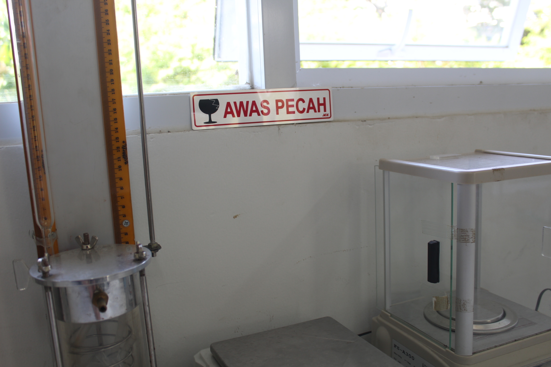 Laboratorium - Departemen Teknik Geofisika