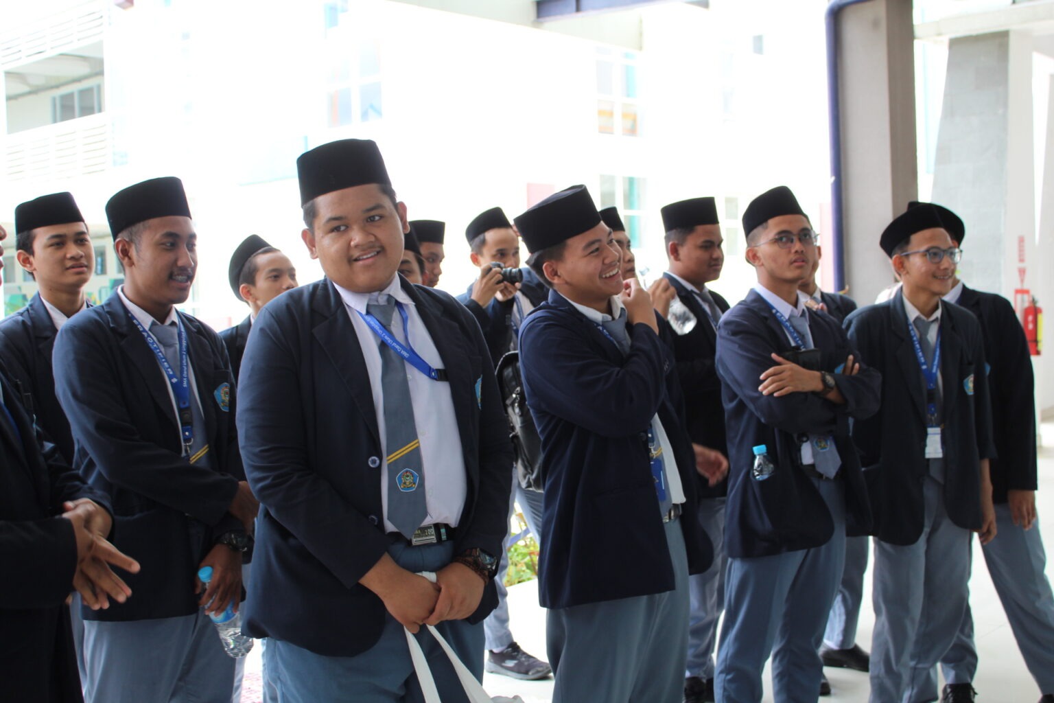 Introducing ITS Geophysical Engineering To Students of SMA Unggulan ...