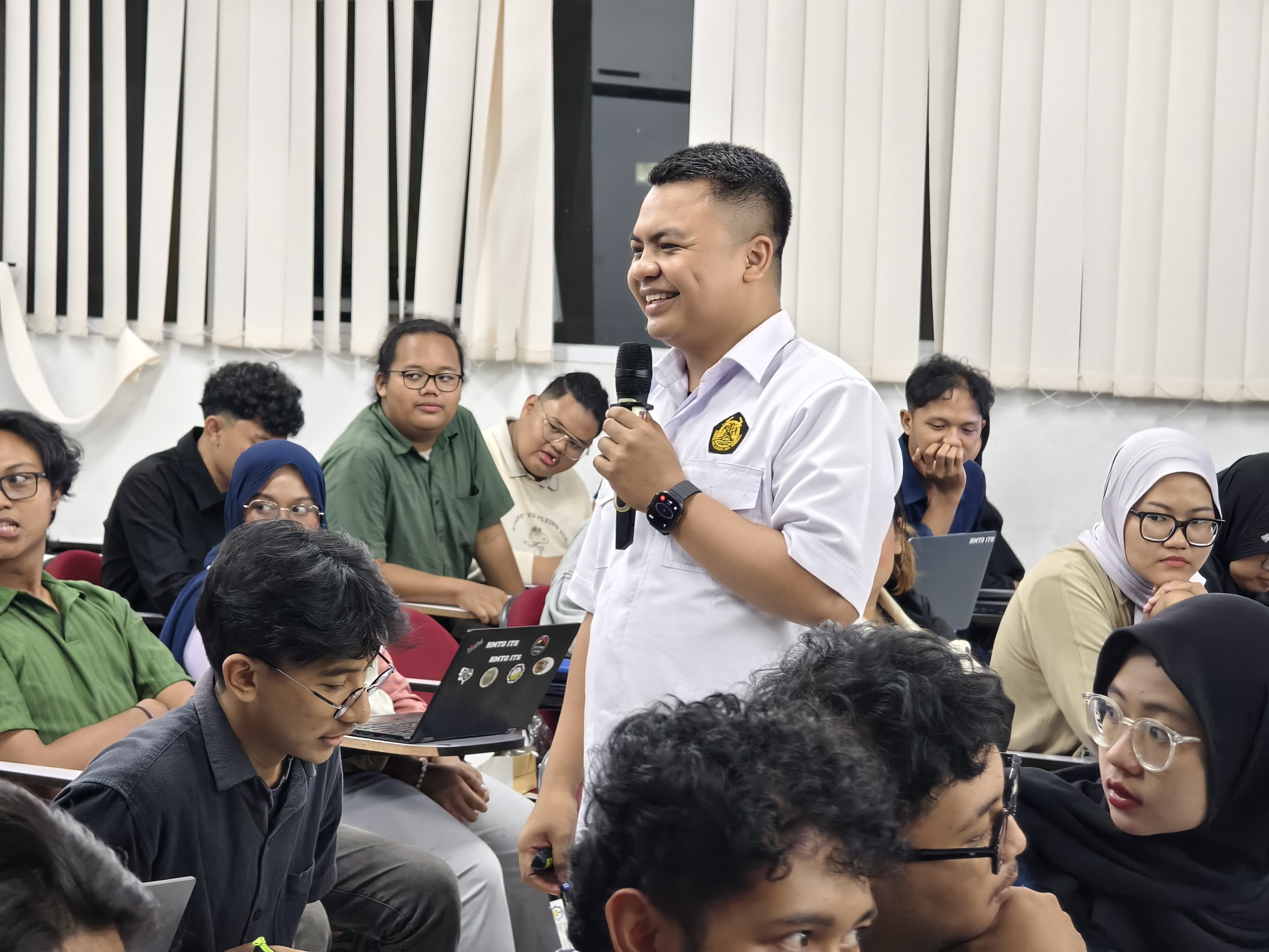 Berikan Kuliah Tamu, Tenaga Ahli Kementerian ESDM Bahas Peran Generasi Muda Dalam Dunia Migas ...