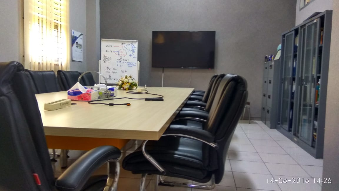 Ruang Sidang - Departemen Teknik Geomatika