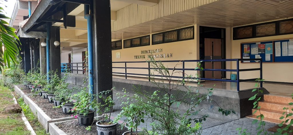 Fasilitas - Departemen Teknik Perkapalan