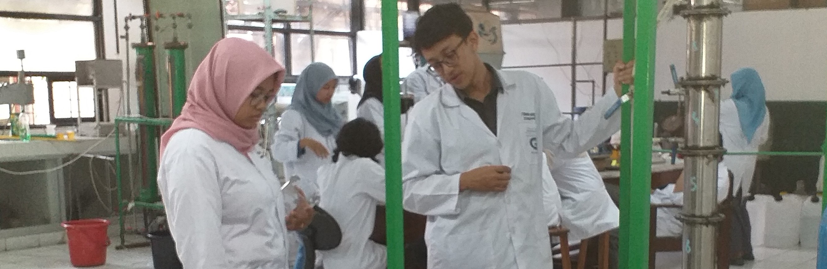 Laboratorium Sistem Operasi Proses - Departemen Teknik Kimia Industri