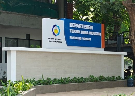 taman Departemen Teknik Kimia Industri ITS - Departemen Teknik Kimia ...