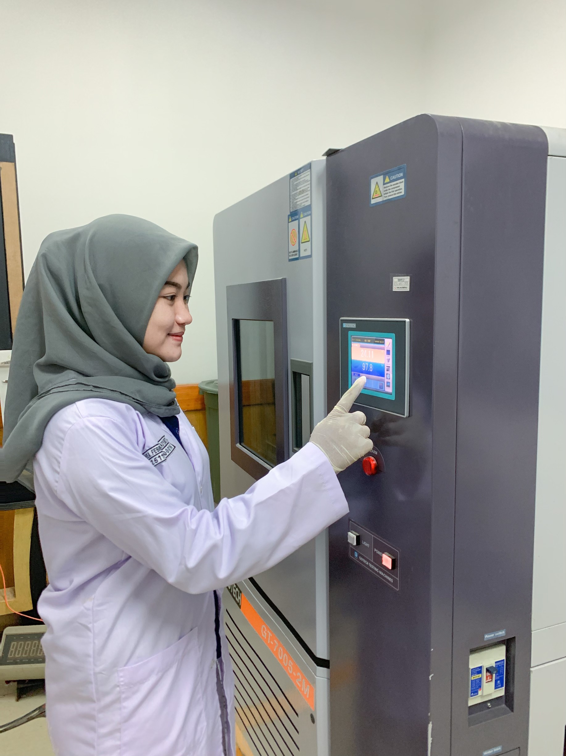 Corrosion and Materials Failure Laboratory - Departemen Teknik Material