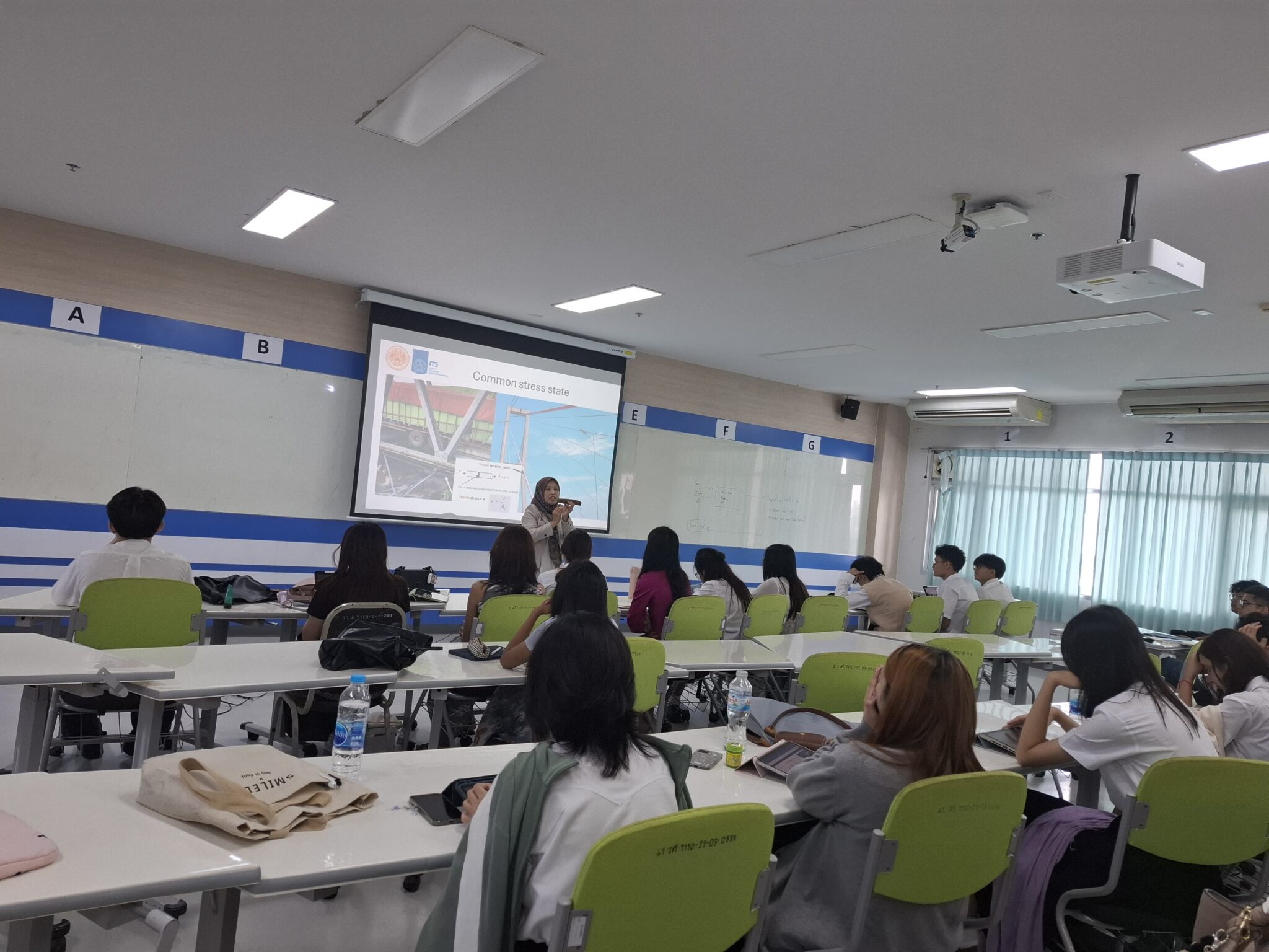 KMITL_4 - Departemen Teknik Material