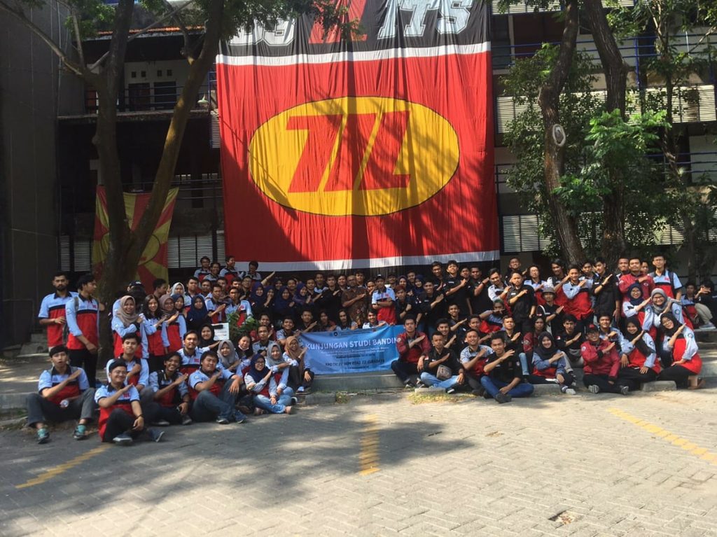 Kunjungan Mahasiswa Diploma Mesin UGM - Departemen Teknik Mesin Industri