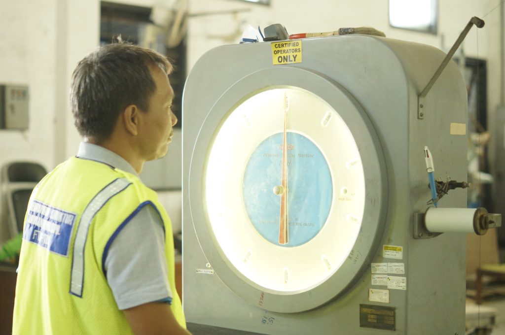 Laboratorium Struktur - Departemen Teknik Sipil