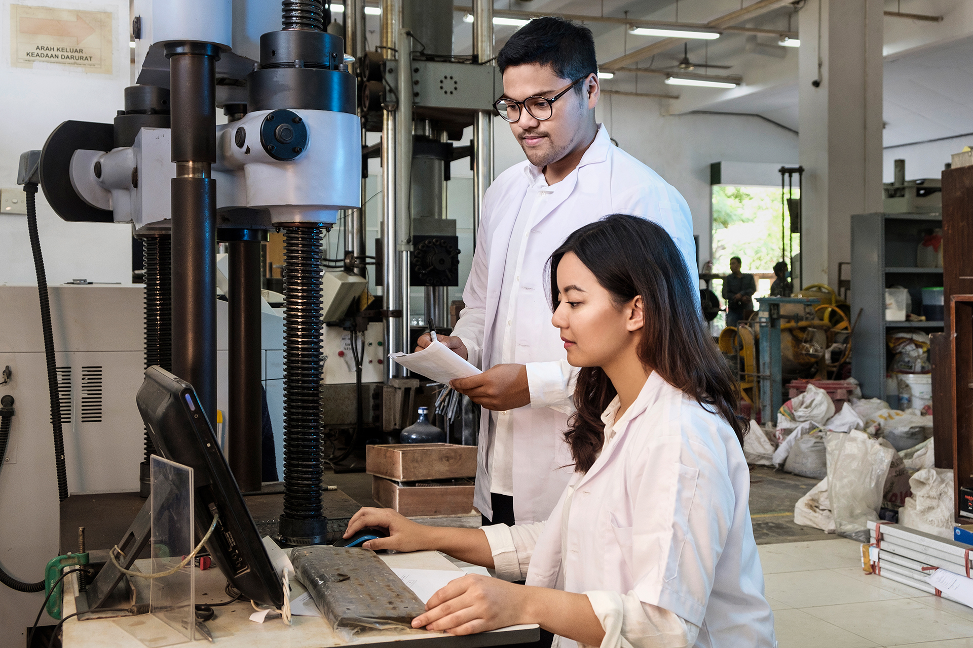 Laboratory - Departemen Teknik Sipil