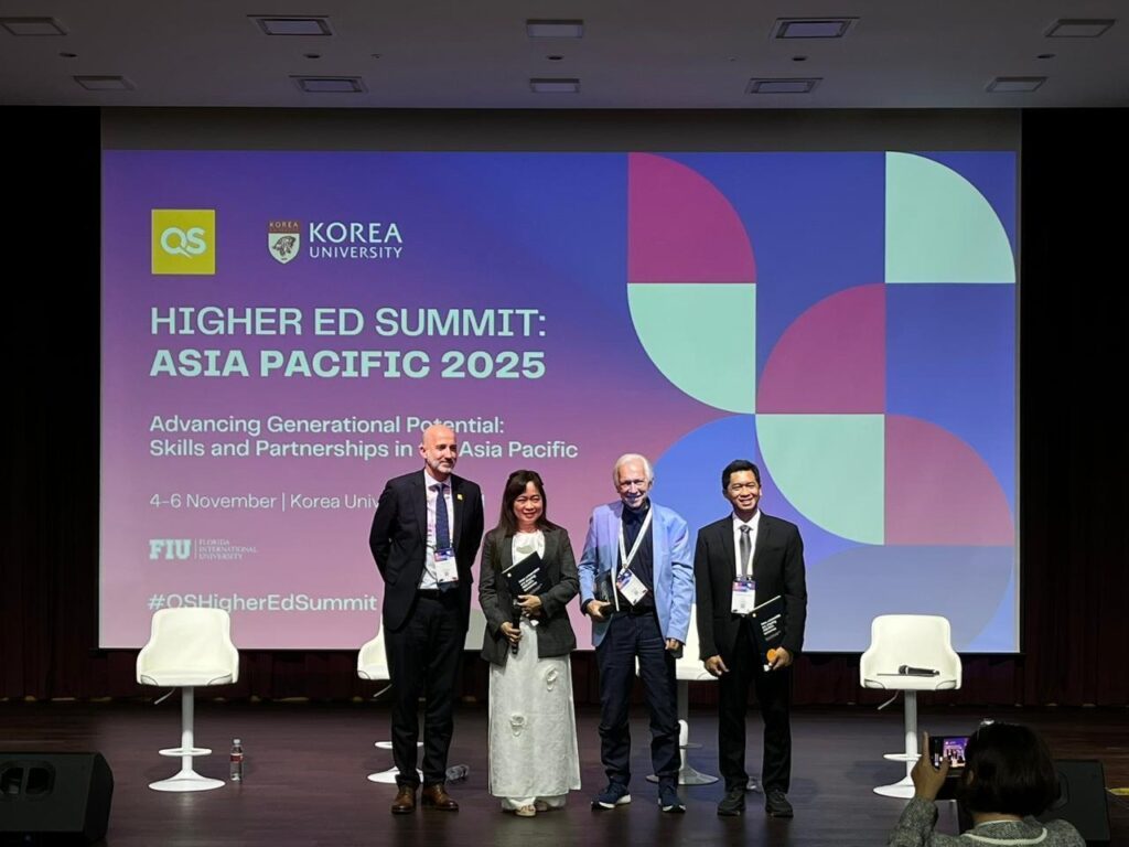 ITS Champions ASEAN Collaboration at QS Higher Ed APAC Summit 2025 ...