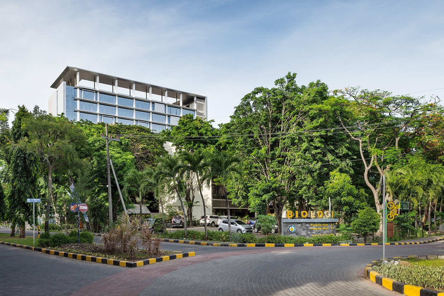 Tentang ITS - Institut Teknologi Sepuluh Nopember