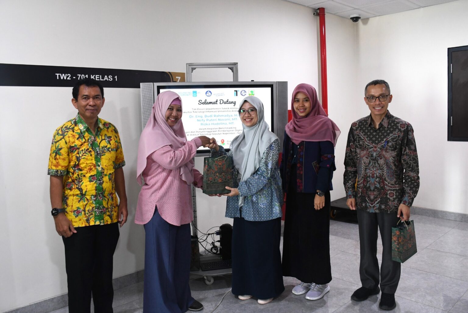 ITS Sambut Kunjungan Universitas Andalas terkait Pembelajaran Digital ...